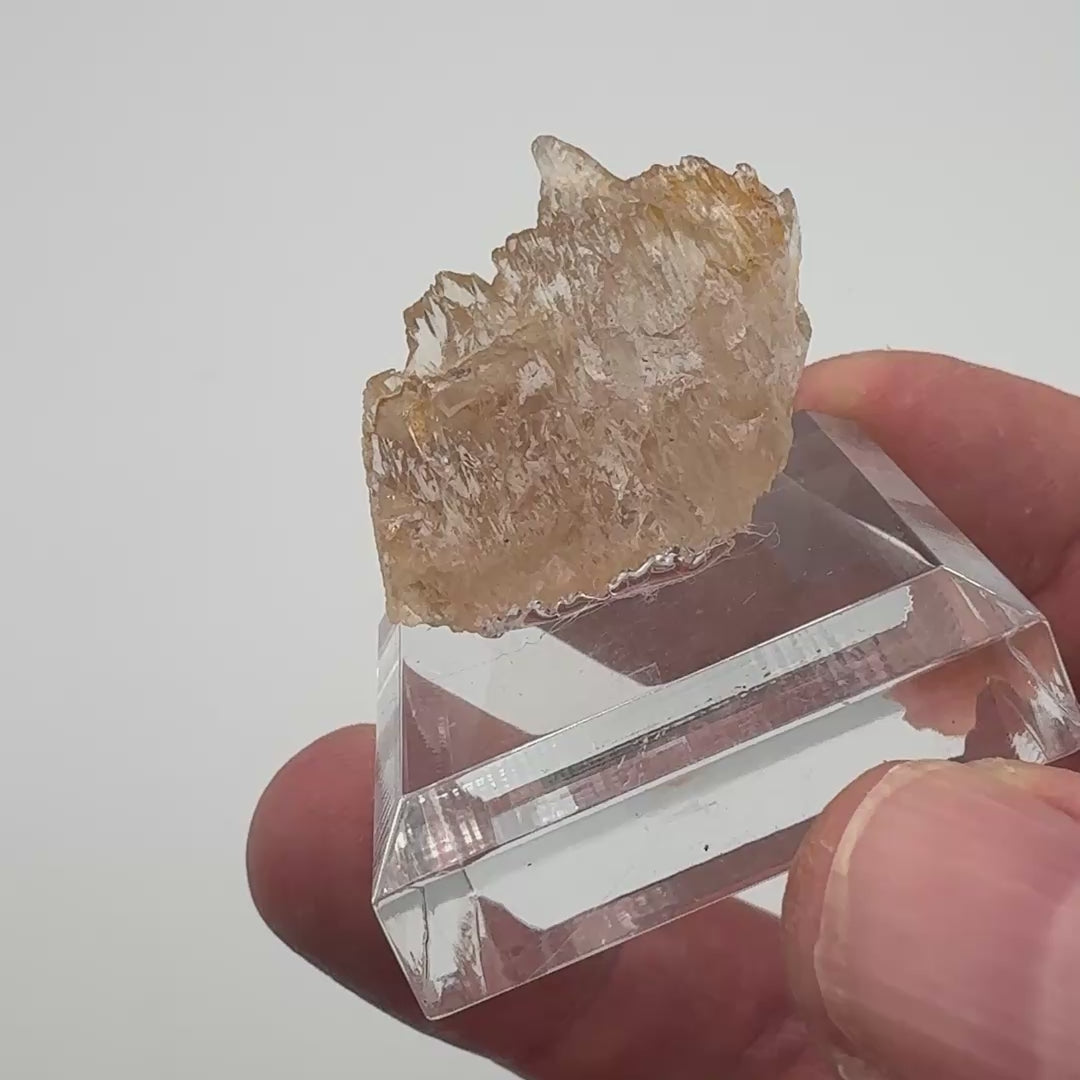 Topaz (Colorado) Fine Minerals & Crystals For Sale – Invenio Fine Minerals